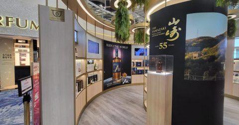 5 examples of experiential airport retail: immersive digital elements ...